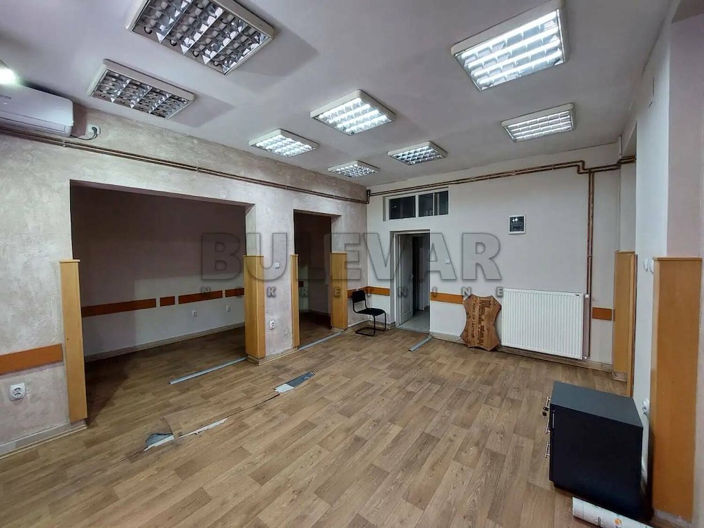 Poslovni prostor / Lokal, Niš – Šojka | Izdavanje · 75m² · 500€