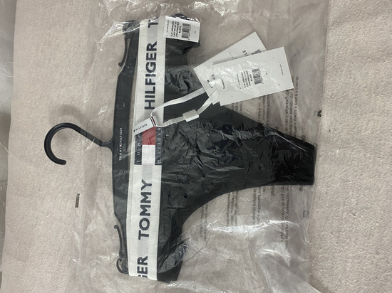 Tommy Hilfiger tange- 2 para 1500