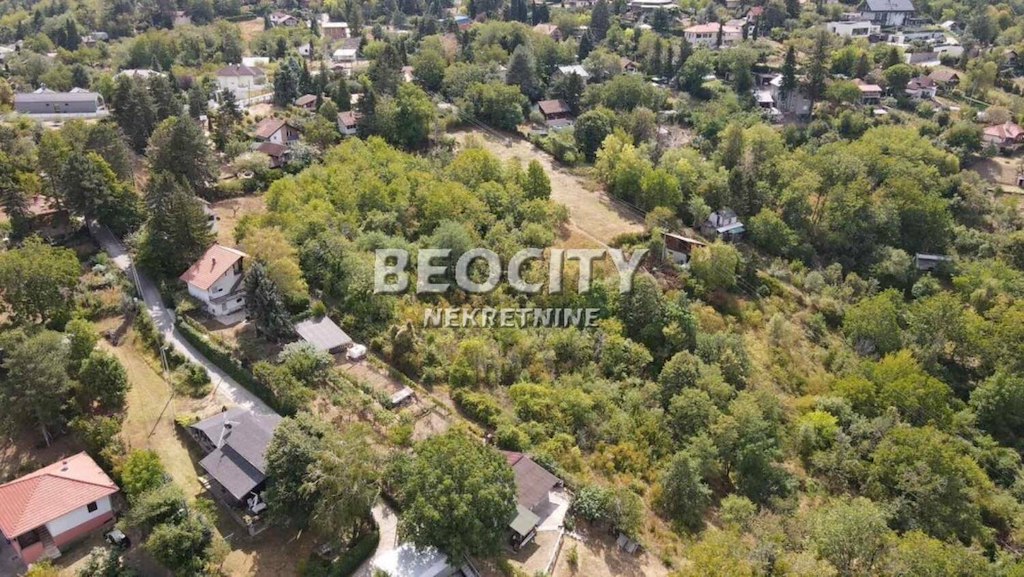 Plac, Novi Sad | Prodaja · 3800m² · 305.600€