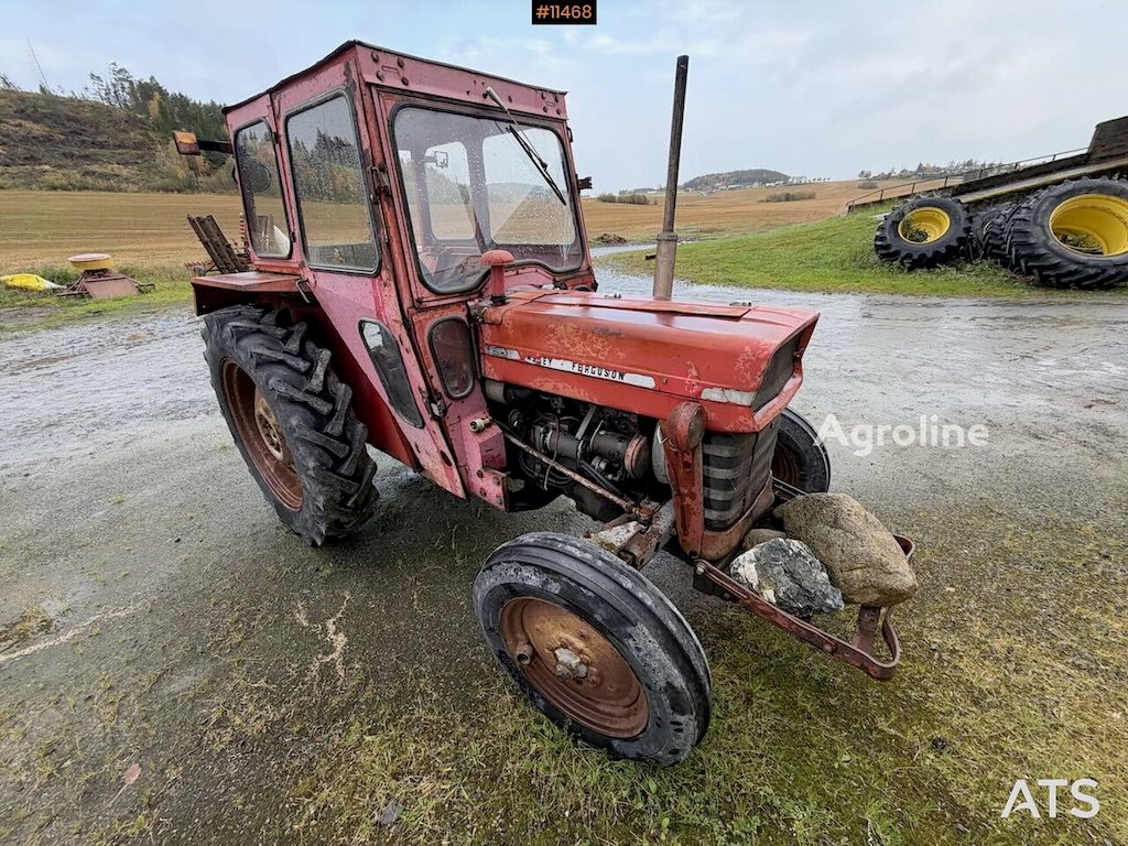 Massey Ferguson 148 traktor točkaš