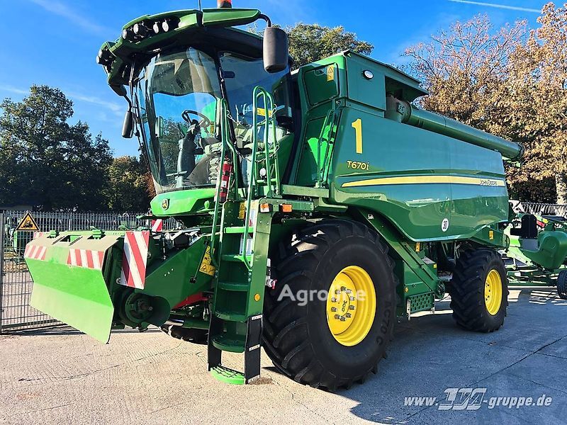 John Deere T670 kombajn za žito