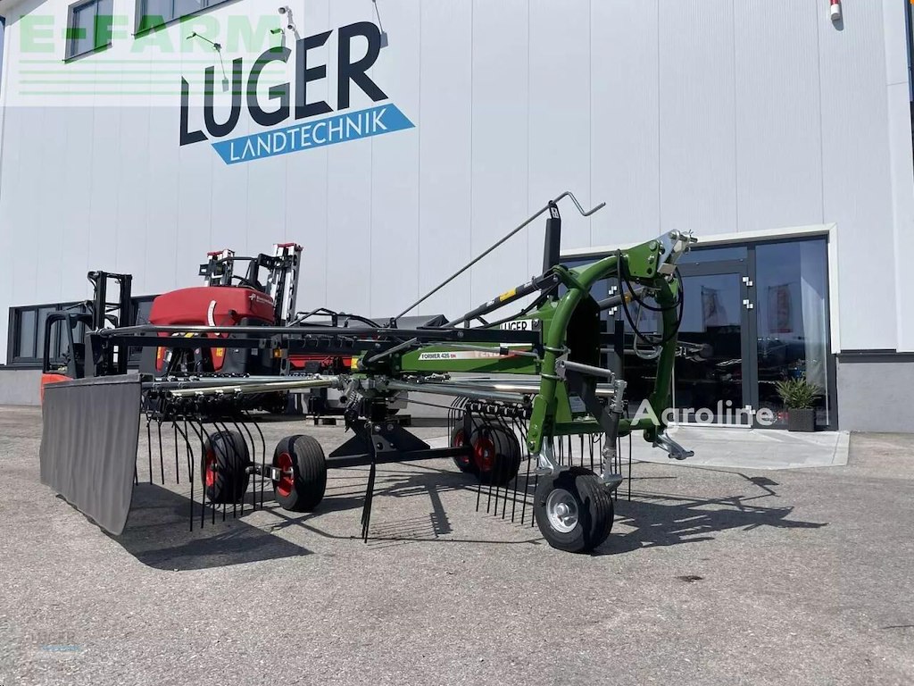 Fendt former 426 dn sakupljač sena