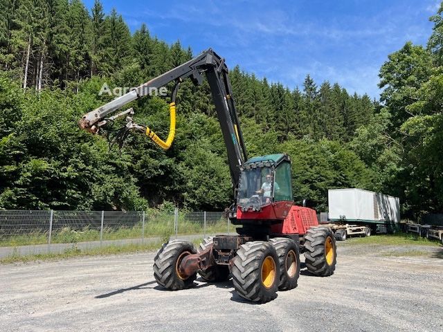 Valmet 911 harvester