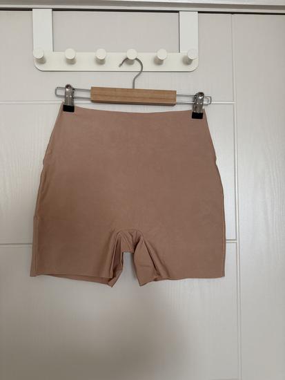 Steznik H&M