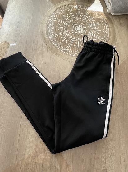 Adidas original xs/s kao nova