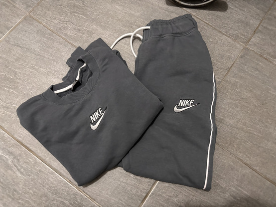 Nike trenerka