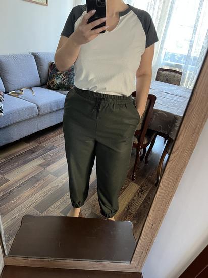 Zara zelena trenerka