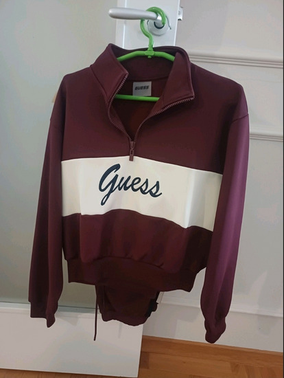Guess trenerka nova M