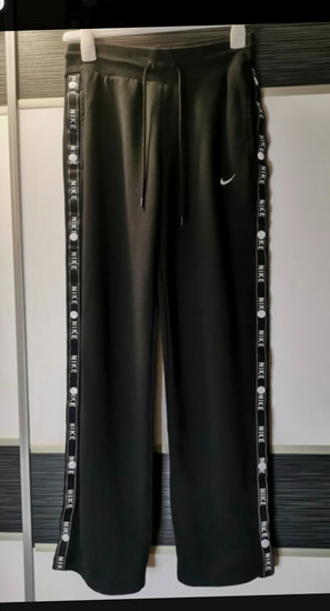 NIKE TRENERKA ORIGINAL KAO NOVA M