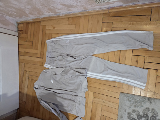 Adidas trenerka S vel