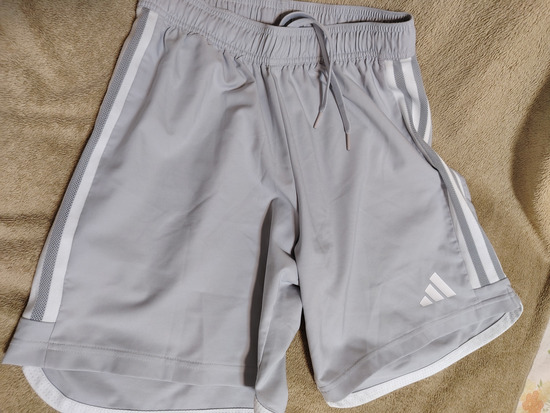 Nov ADIDAS sorc S
