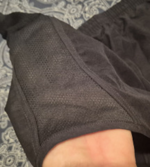 Underarmour sorts za vezbanje, ptt gratis