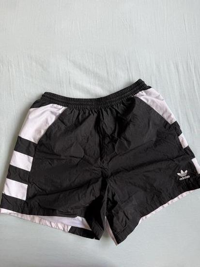 Adidas sorts