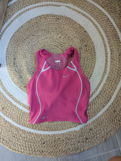 NIKE dry fit majica