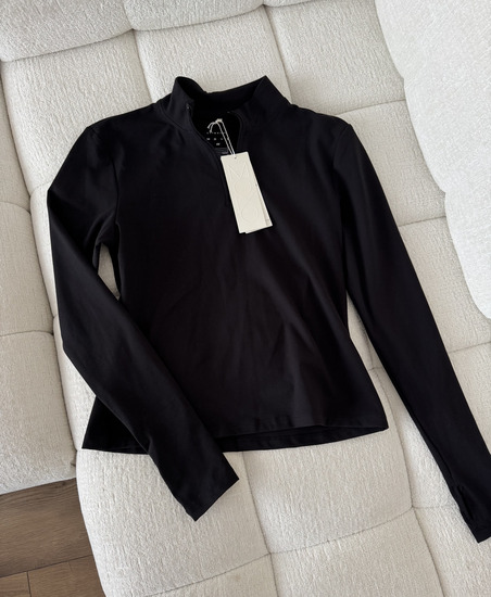 H&M Dry Move bluza, sa etiketom