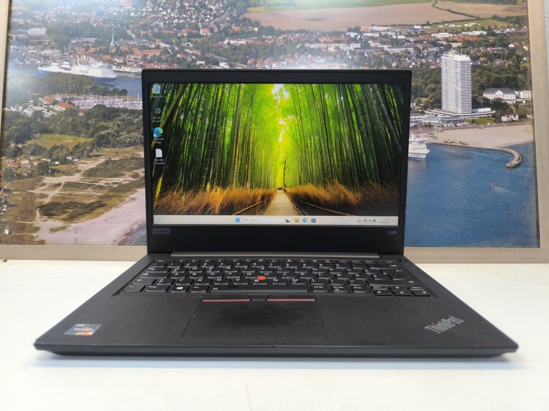 Lenovo Thinkpad E495 Ryzen 3 3200u 8gb Ram 256gb SSD