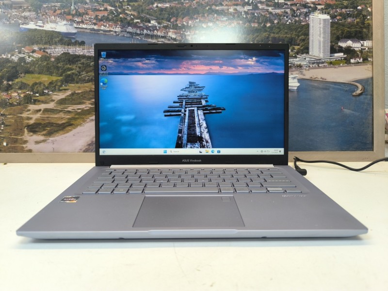 Asus VivoBook Ryzen7 4800h 16gb Ram 256gb SSD
