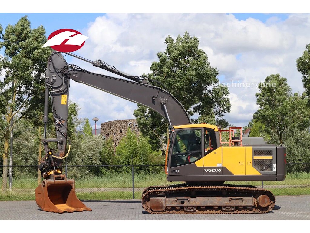 Volvo EC220E L EC220EL | EC 220 EL | TILT ROTATOR | BUCKET bager guseničar
