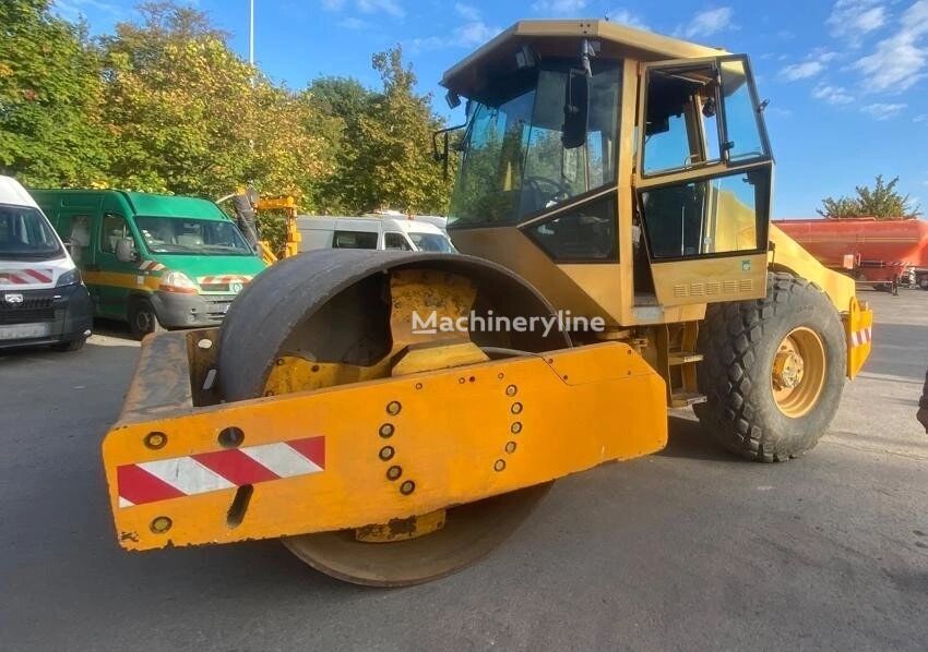 Dynapac CA 402 D kompaktor s jednim valjkom
