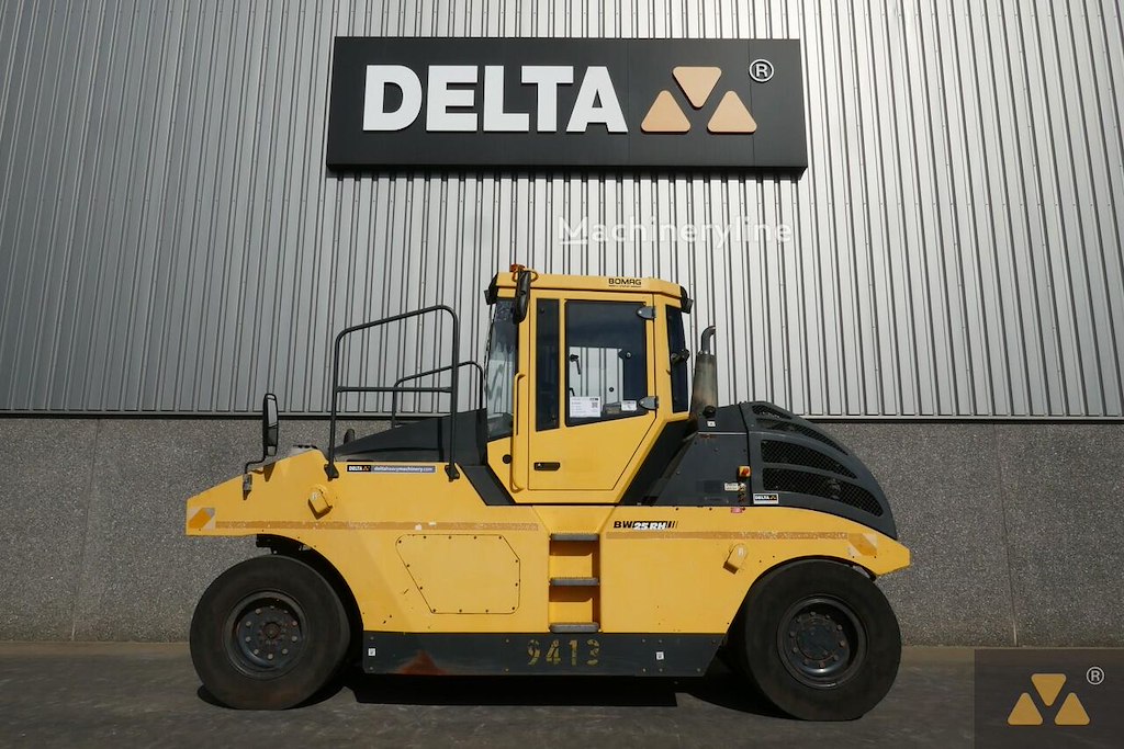 BOMAG BW25RH pneumatski valjak