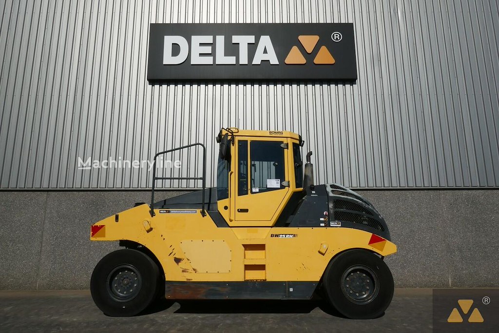 BOMAG BW25RH pneumatski valjak
