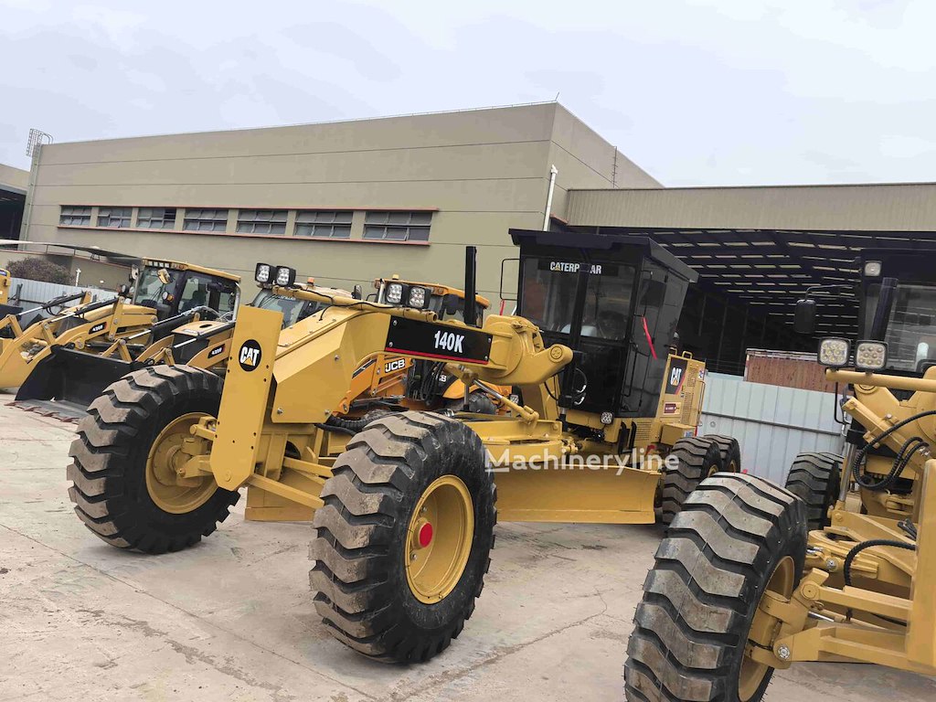 Caterpillar 140K grejder
