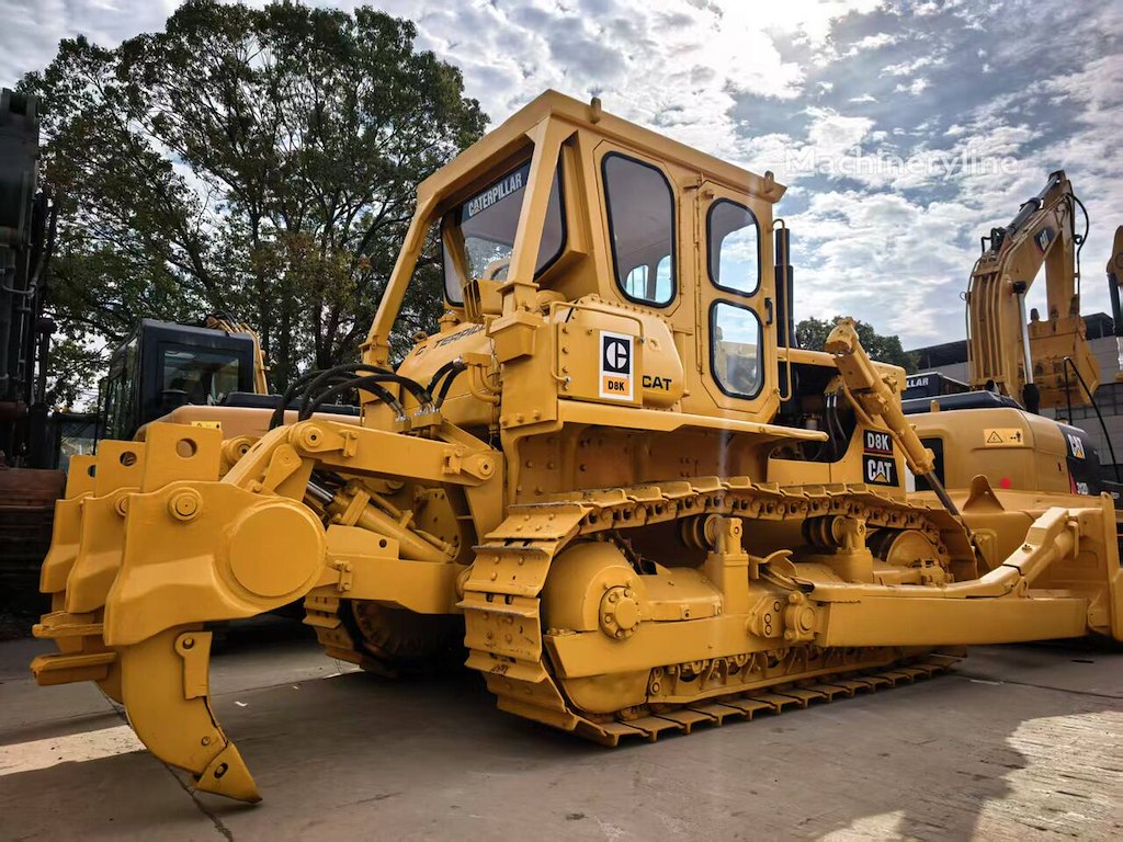Caterpillar D8K buldožer
