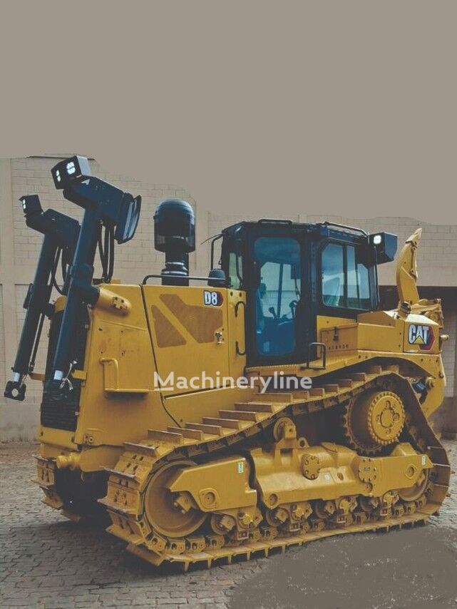 Novi Caterpillar D8T buldožer