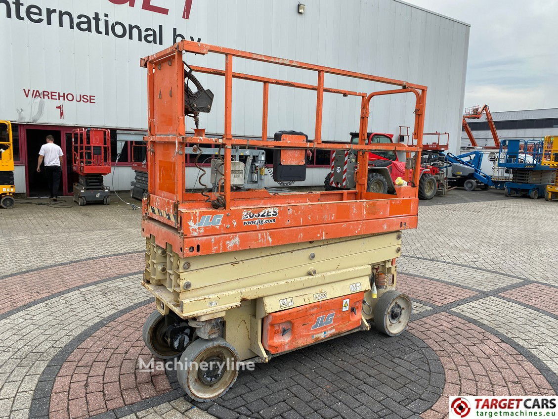 JLG 2032ES makazasta platforma