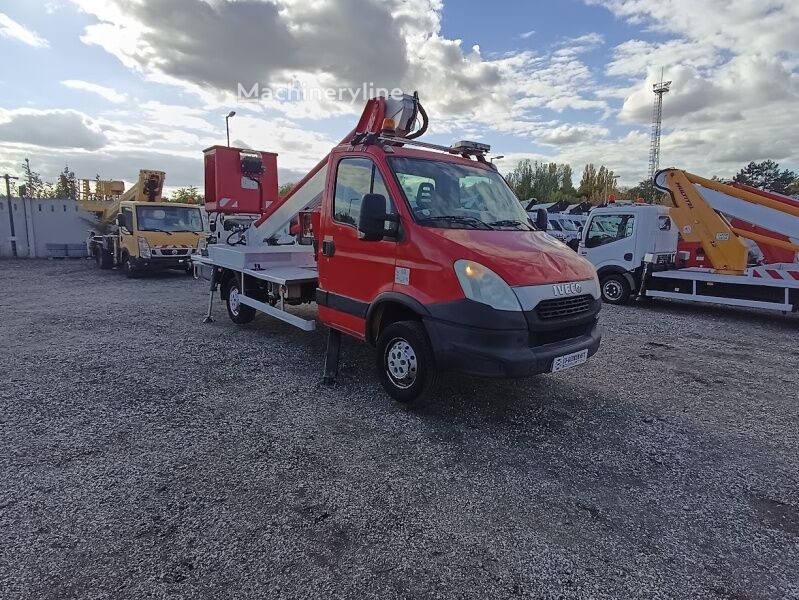 IVECO Daily auto dizalica s korpom