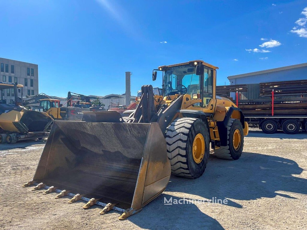 Volvo L120G prednji utovarivač