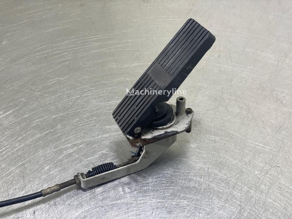 Atlas AR65-3930216-Gas pedal papučica gasa za građevinske mašine