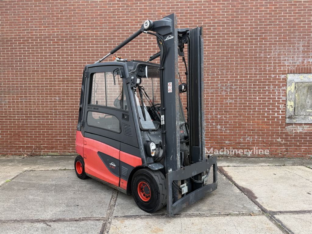 Linde E30L-01 električni viljuškar