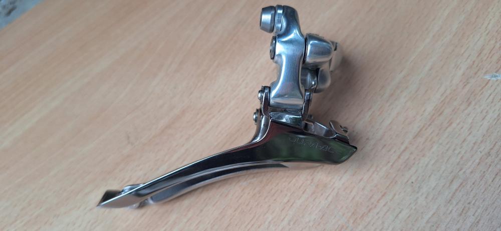 Prednji menjač Dura Ace FD-7700