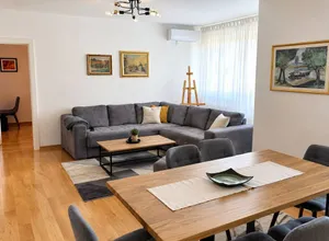 Izdavanje Stan - Beograd, Vračar: Hram Svetog Save - Neimar - Čubura