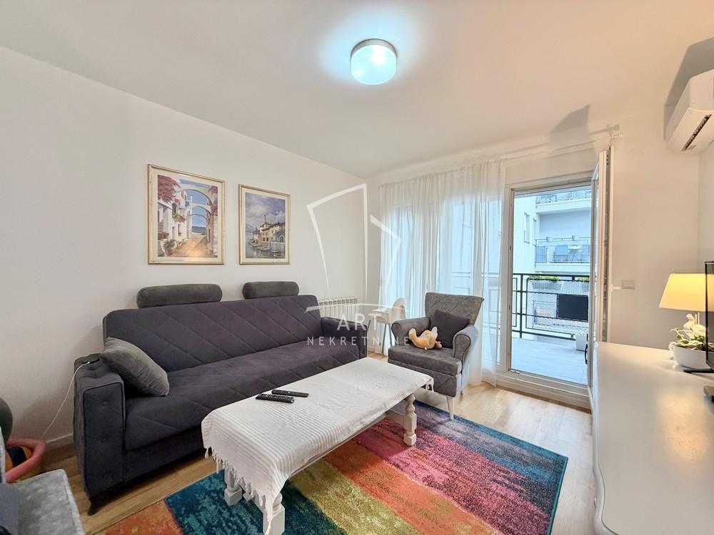 Kapetana Miloša Žunjića, Dvosoban stan na prodaju, 49m2, 147.000€