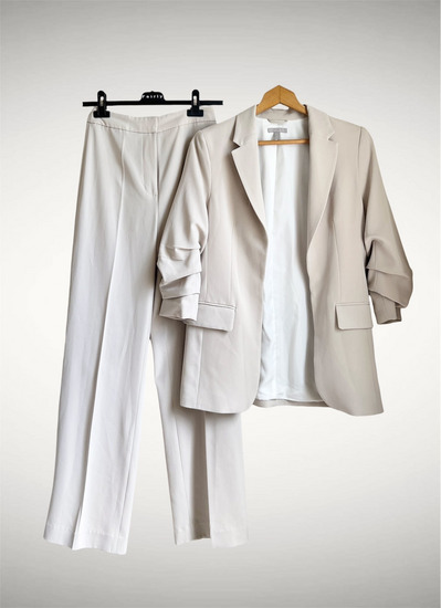 H&M OFF WHITE, odelo sa pantalonama, sniž.4500