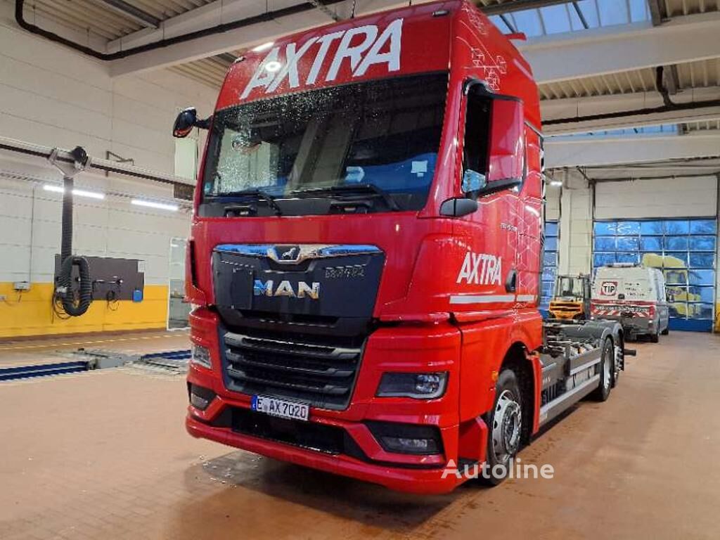 MAN Vehicle Rigid 6x2-2 BDF 7,45/7,82 1020-1320 mechanic vozilo za prevoz kontejnera
(688482)