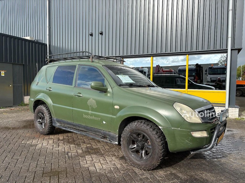 SsangYong REXTON RX290 HR + 4X4 laki furgon