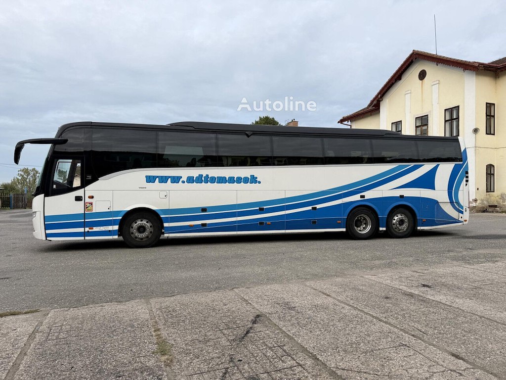 Volvo 9900 turistički autobus