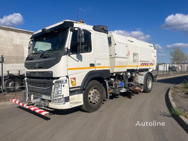 Prodaje se Volvo FM370 cisternu za pranje ulica na aukciji