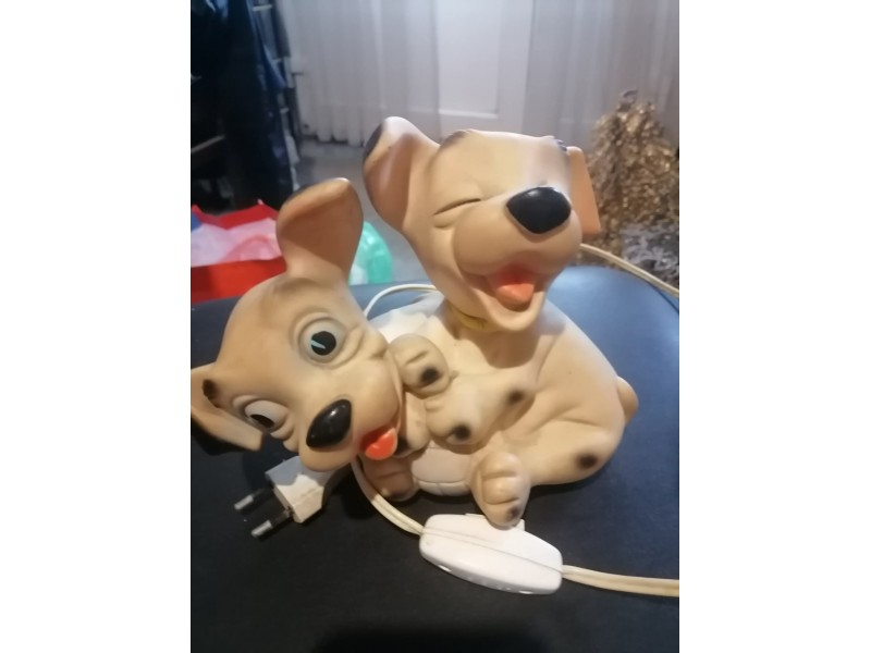 Lampa 101 Dalmatinac iz 70ih