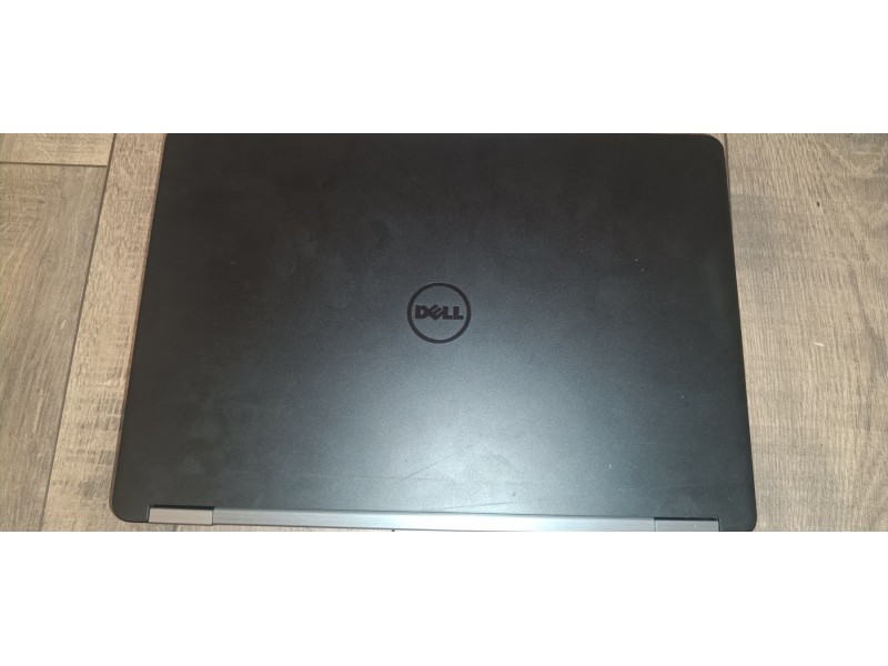 Dell Latitude E5470 i5 8GB Baterija 100% zdravlje