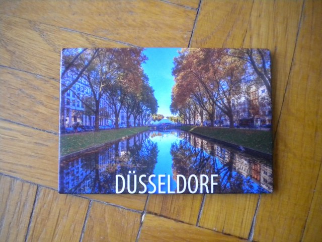 Dizeldorf NEMACKA Dusseldorf, magnet za frizider