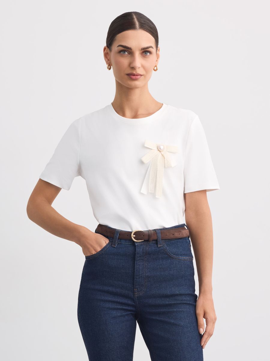 Lagana bluza s čipkom