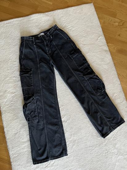 Bershka cargo farmerke