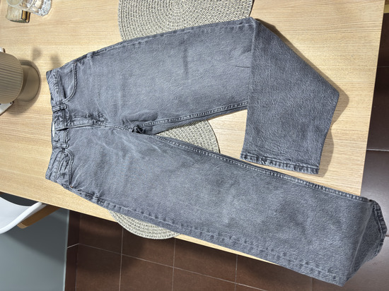 Zara mom fit farmerke