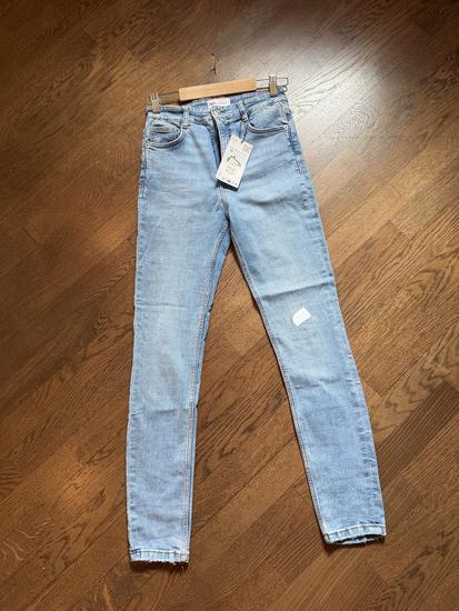 Zara farmerice 36