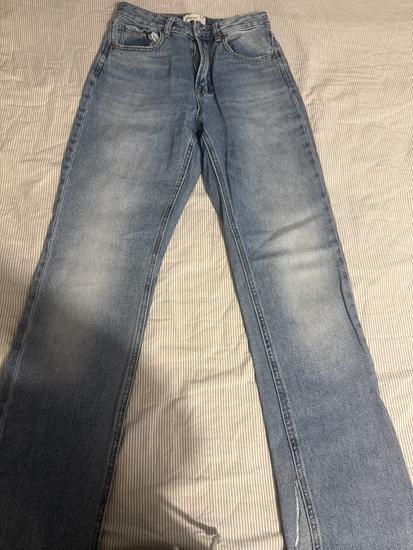 Stradivarius farmerice xs
