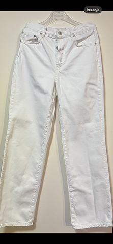 Bele Zara farmerke 36 800din